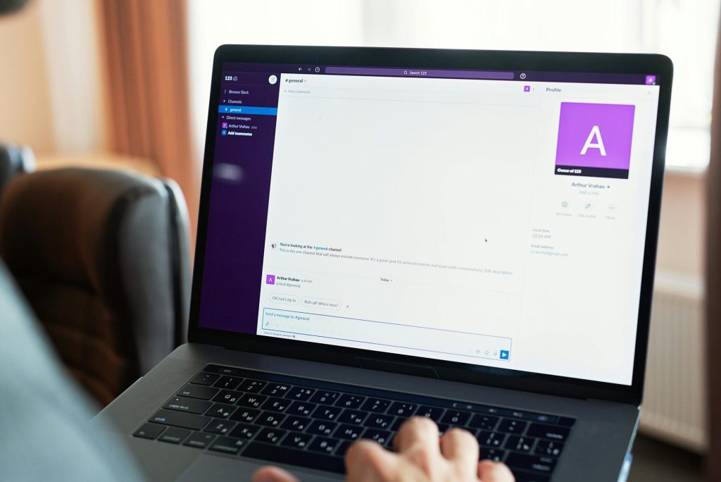 Web Profile: Pengertian, Cara Membuat, dan Contohnya - Creativism